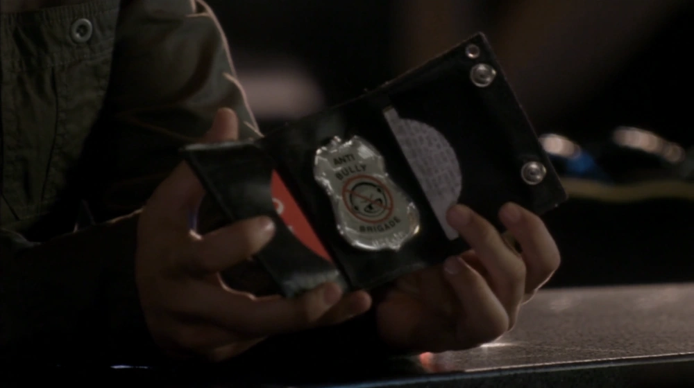 Undercover cops | Arrested Development Wiki | Fandom