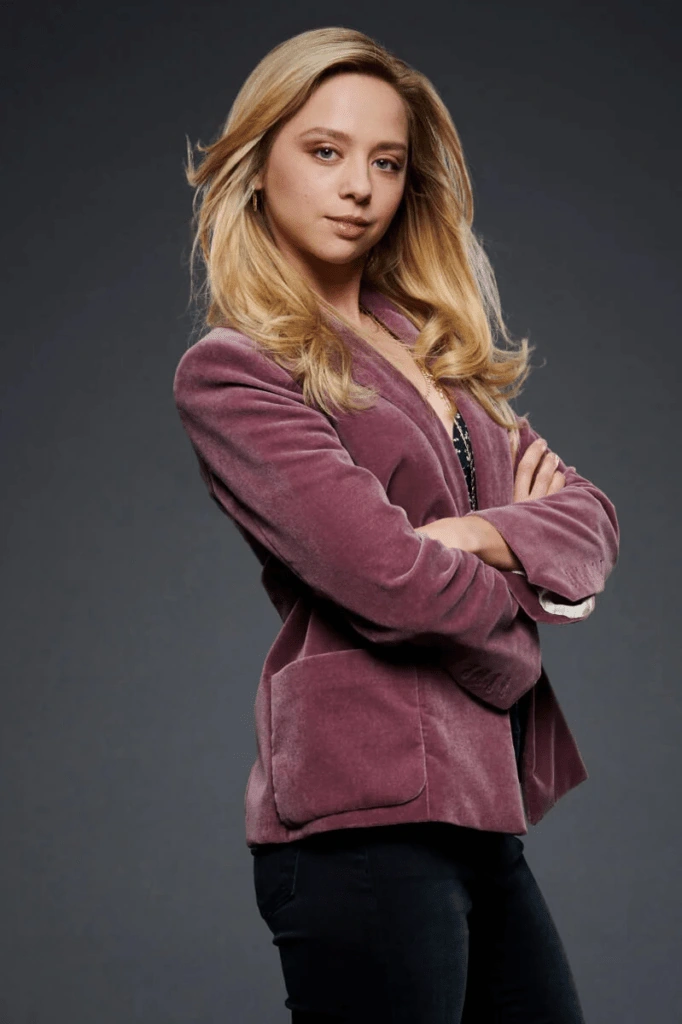 Stephanie Brown (Earth-49) | Arrow Fanon Wiki | Fandom