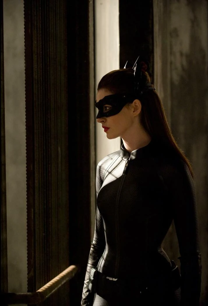 Selina Kyle (Earth-49) | Arrow Fanon Wiki | Fandom