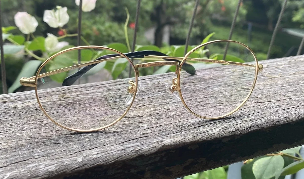 Connor's Glasses | Arrow Fanon Wiki | Fandom