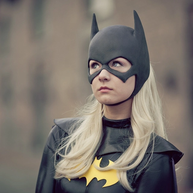 Batgirl suit (Zoe Lawton) | Arrow Fanon Wiki | Fandom