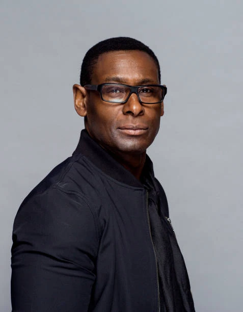 Gus Yale (Earth Twenty) | Arrow Fanon Wiki | Fandom