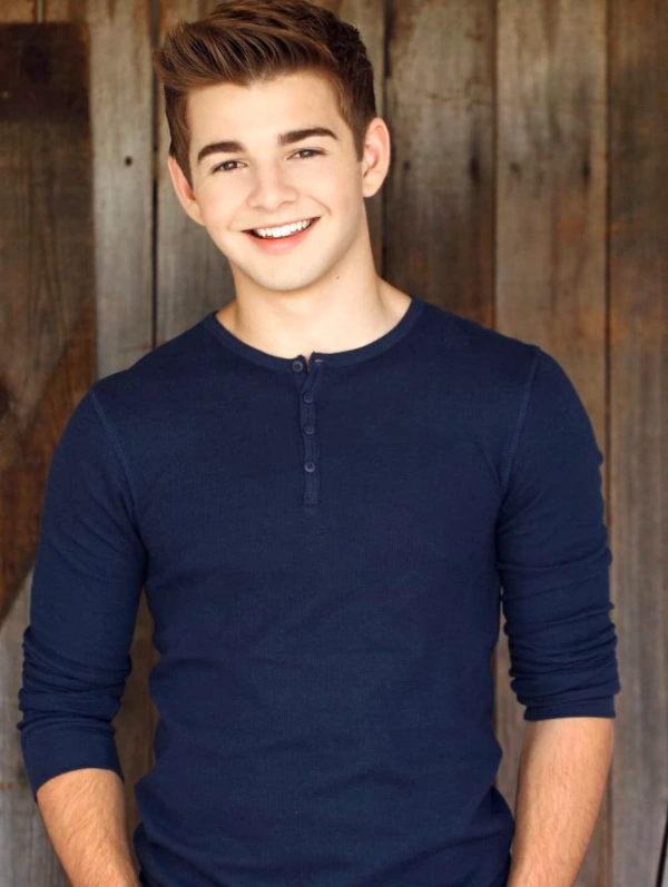 Max Blake | Arrow Fanon Wiki | Fandom