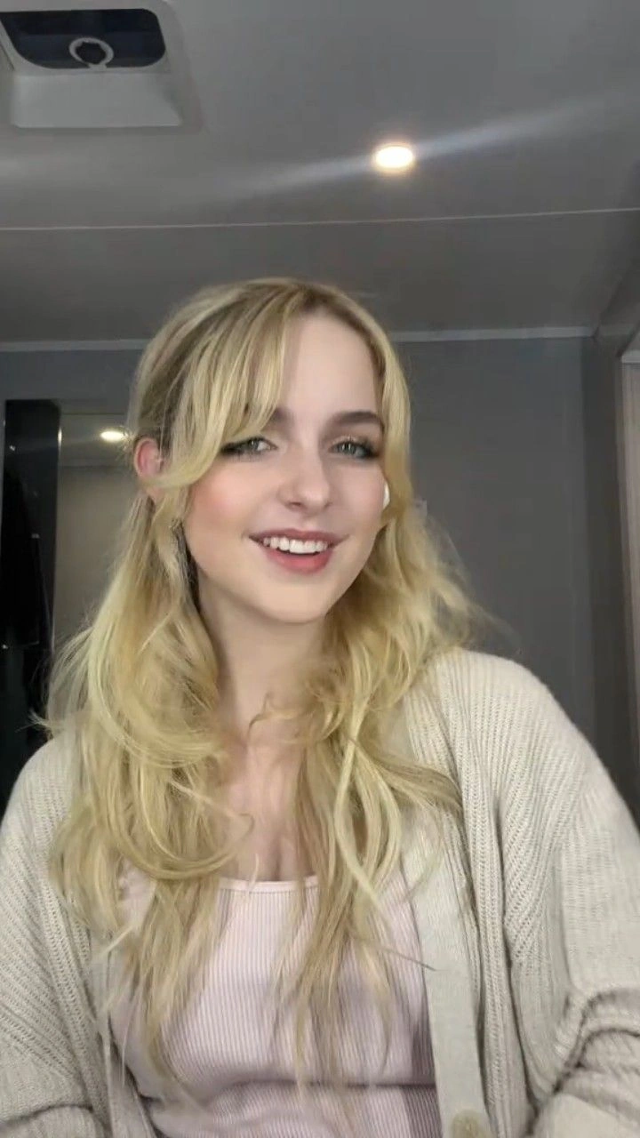 Julie Daniels | Arrow Fanon Wiki | Fandom