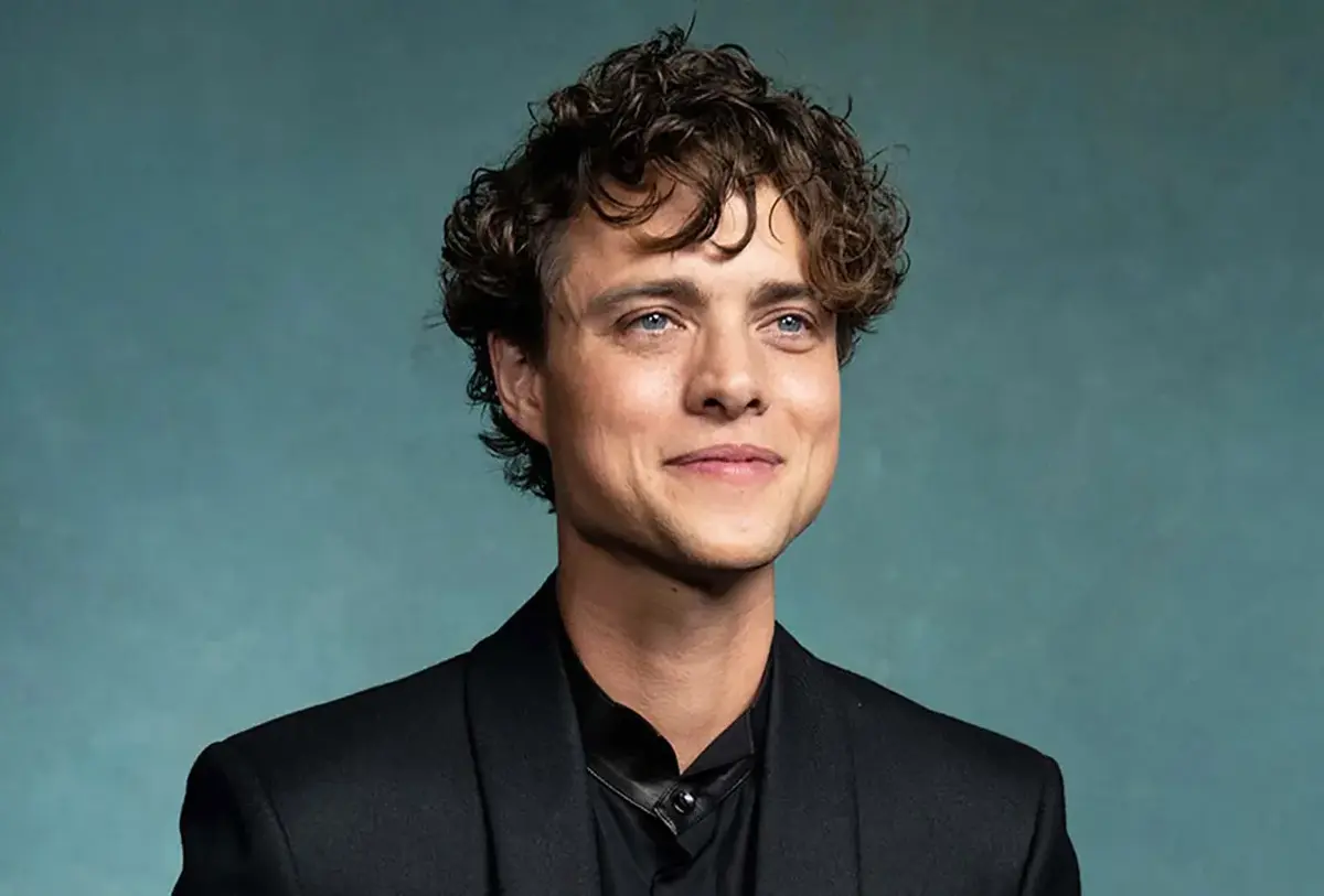 Douglas Smith | Wiki ARROW France | Fandom