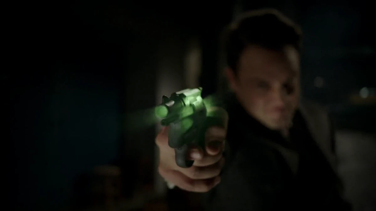 Pistolet Hellfire | Wiki ARROW France | Fandom