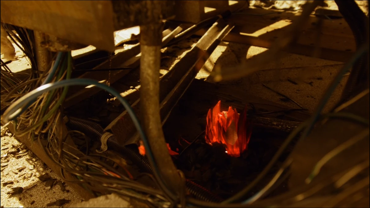 Kryptonite Rouge | Wiki ARROW France | Fandom