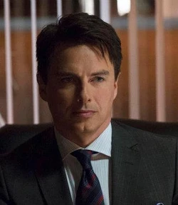 Malcolm Merlyn | Arrow Polska Wikia | Fandom