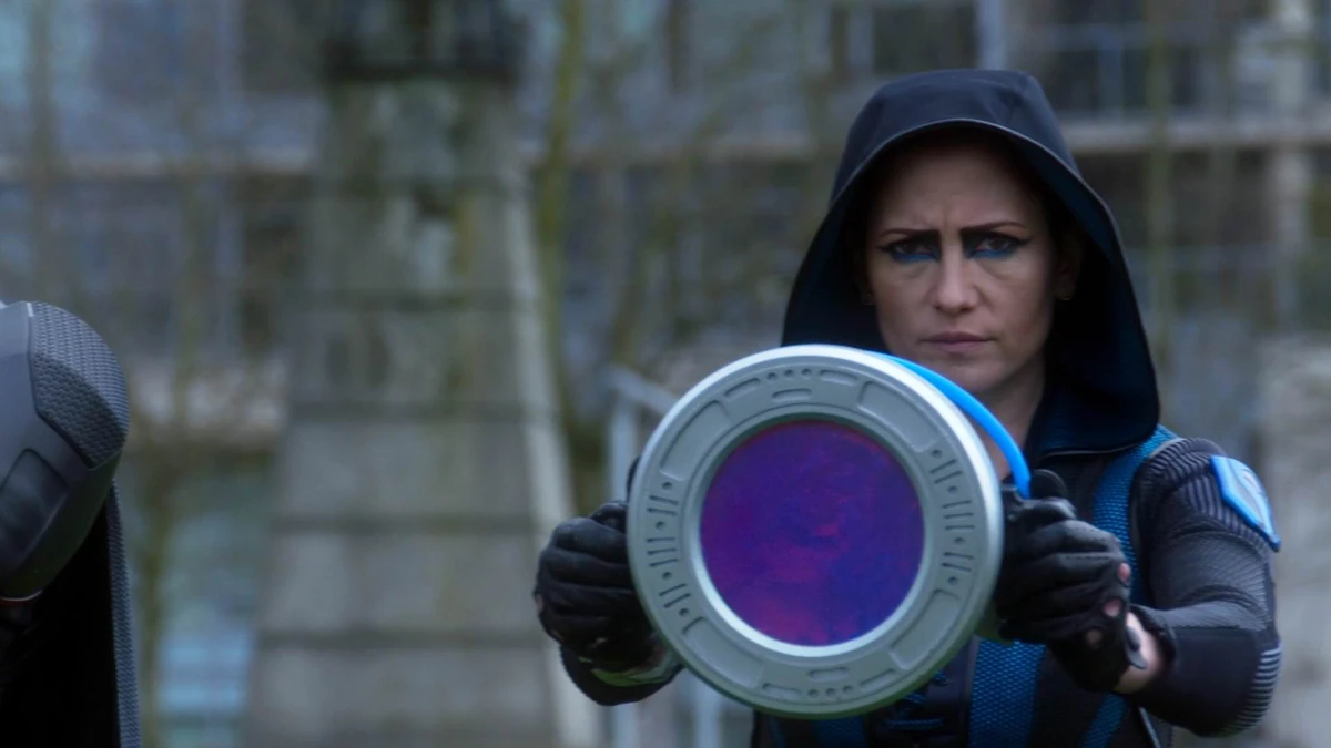 Phantom Zone projector (Earth-Prime) | Arrowverse Wiki | Fandom