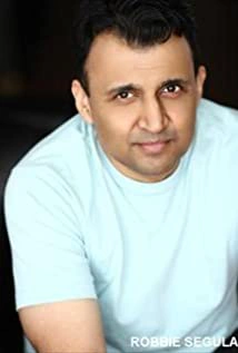 Robbie Segulam | Arrowverse Wiki | Fandom