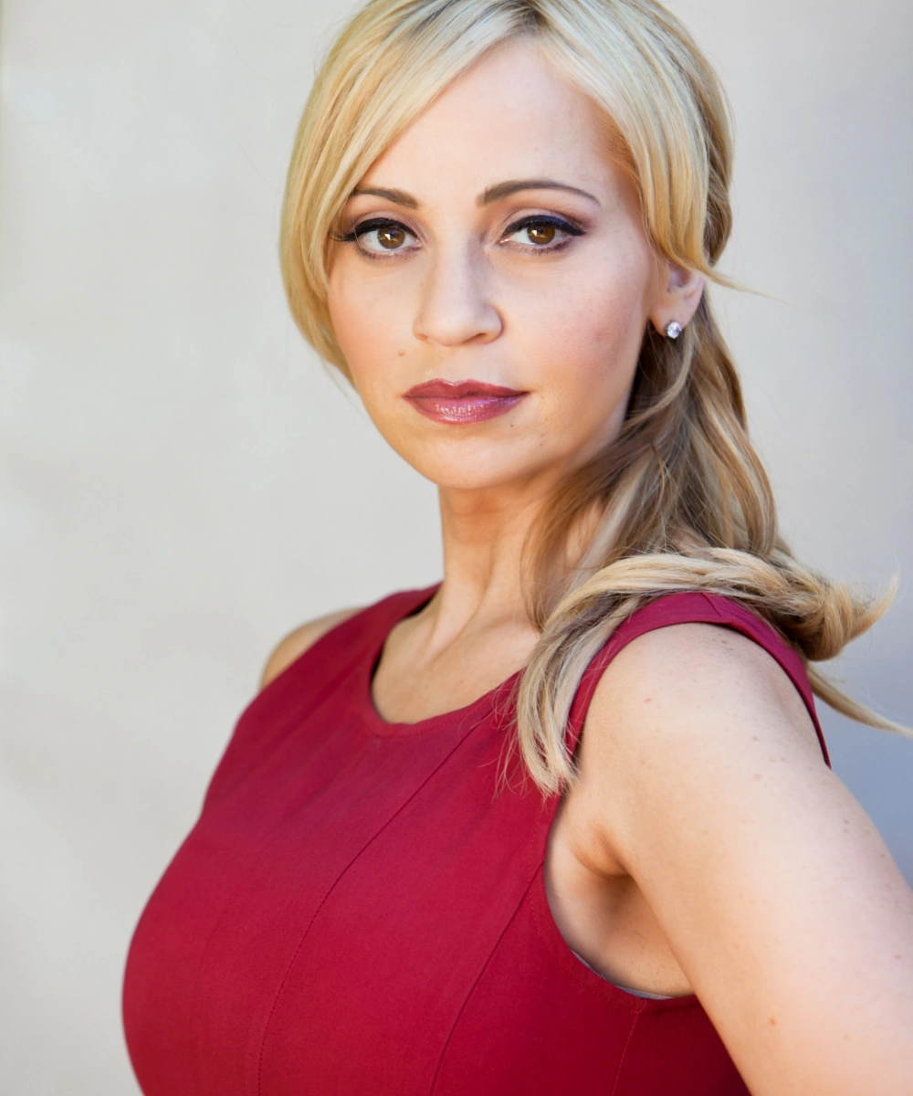Tara Strong | Arrowwersum | Fandom