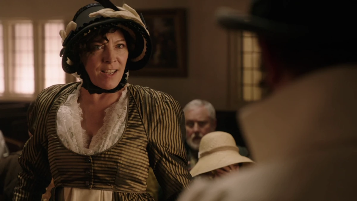 Ms. Sinclair's mother | Arrowverse Wiki | Fandom