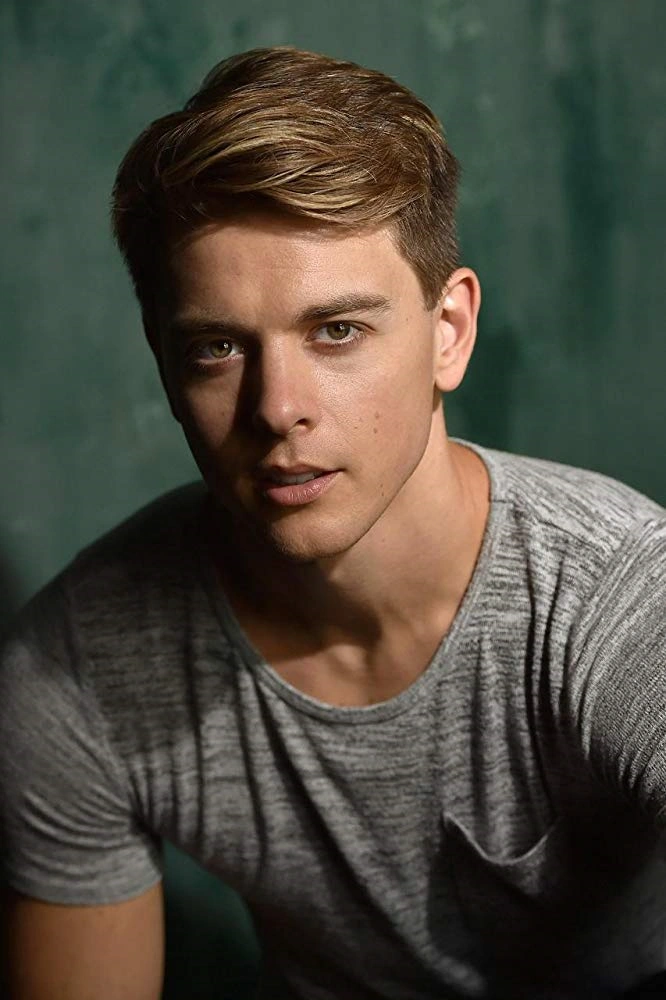 Chad Duell | Arrowverse Wiki | Fandom