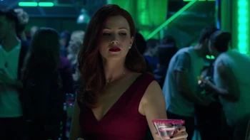 Carrie Cutter | Wiki Arrowverso | Fandom