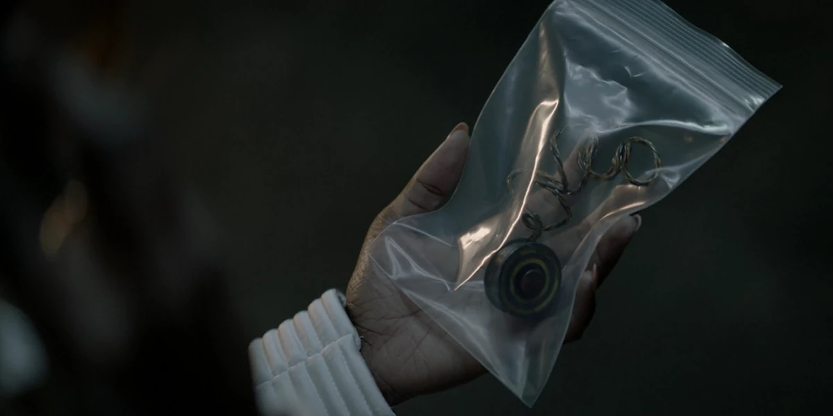 Joy buzzer | Arrowverse Wiki | Fandom