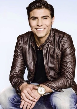 Luke Bilyk 2022 Girlfriend