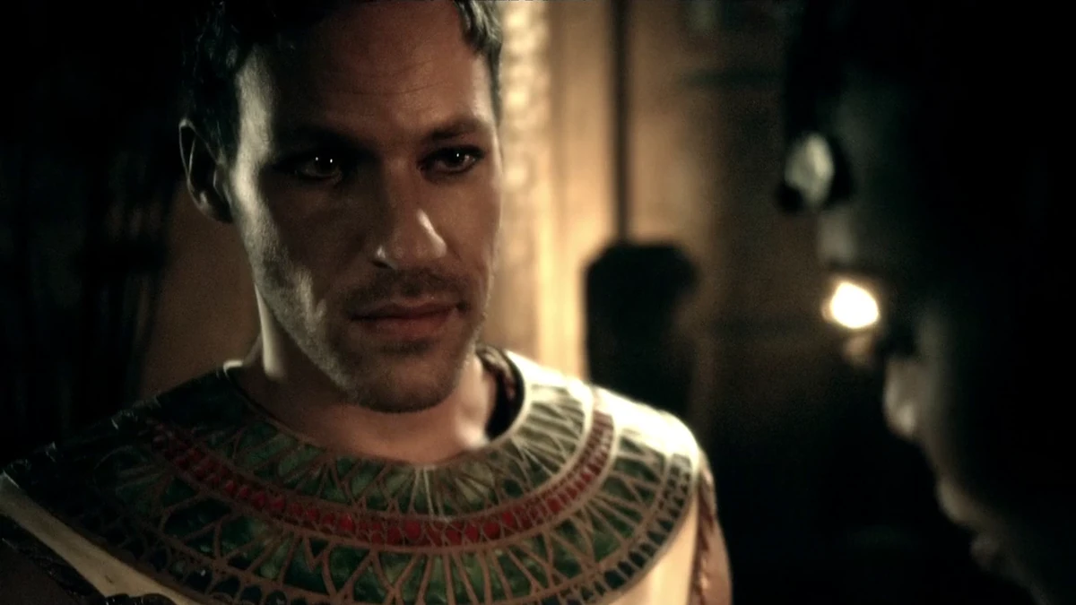 Khufu | Wiki Arrowverso | Fandom