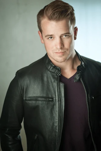 Gavin Langelo | Arrowverse Wiki | Fandom