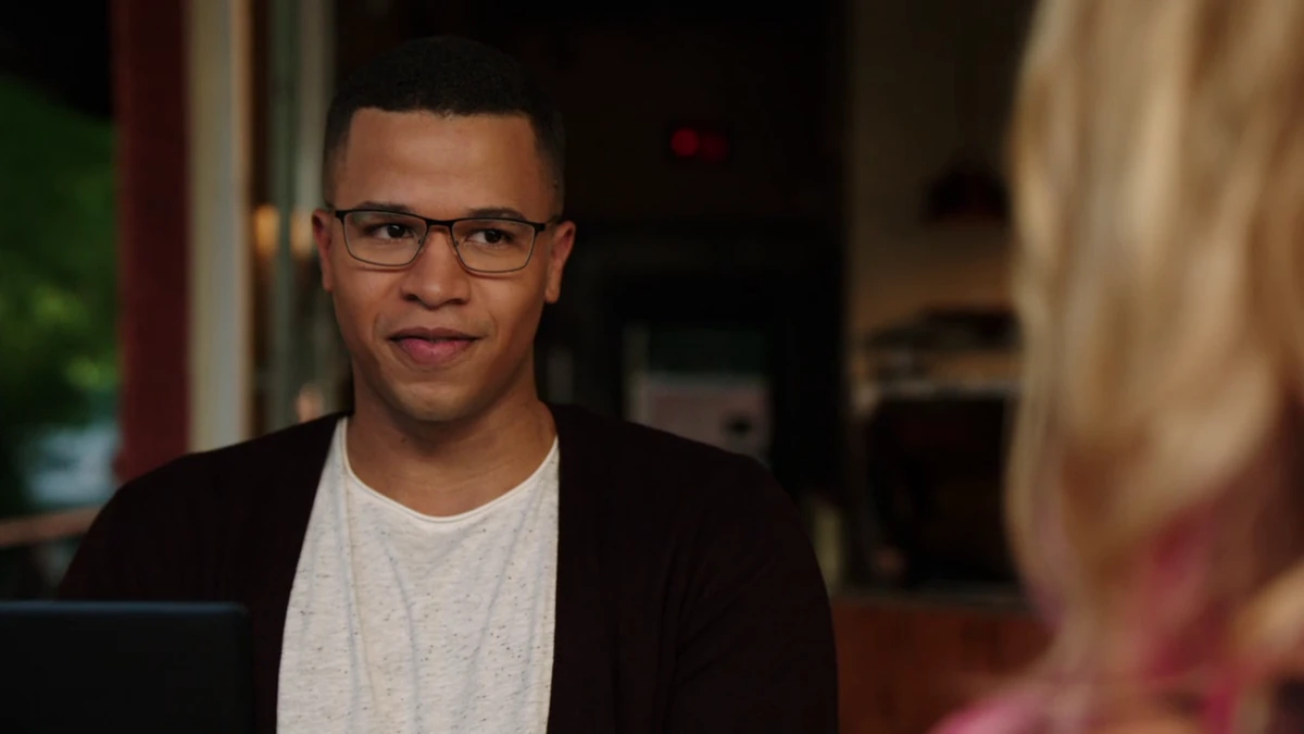 Joe (Earth-1) | Arrowverse Wiki | Fandom