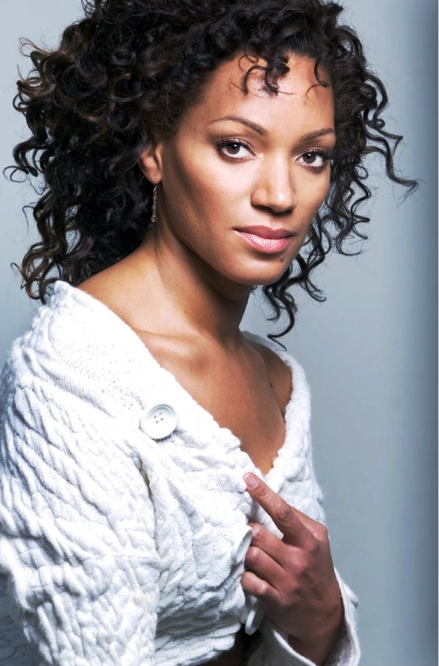 Karen Holness | Arrowverse Wiki | Fandom