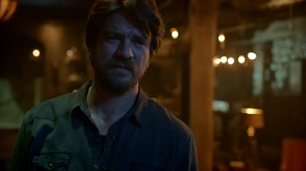 Chas Chandler | Wiki Arrowverso | Fandom