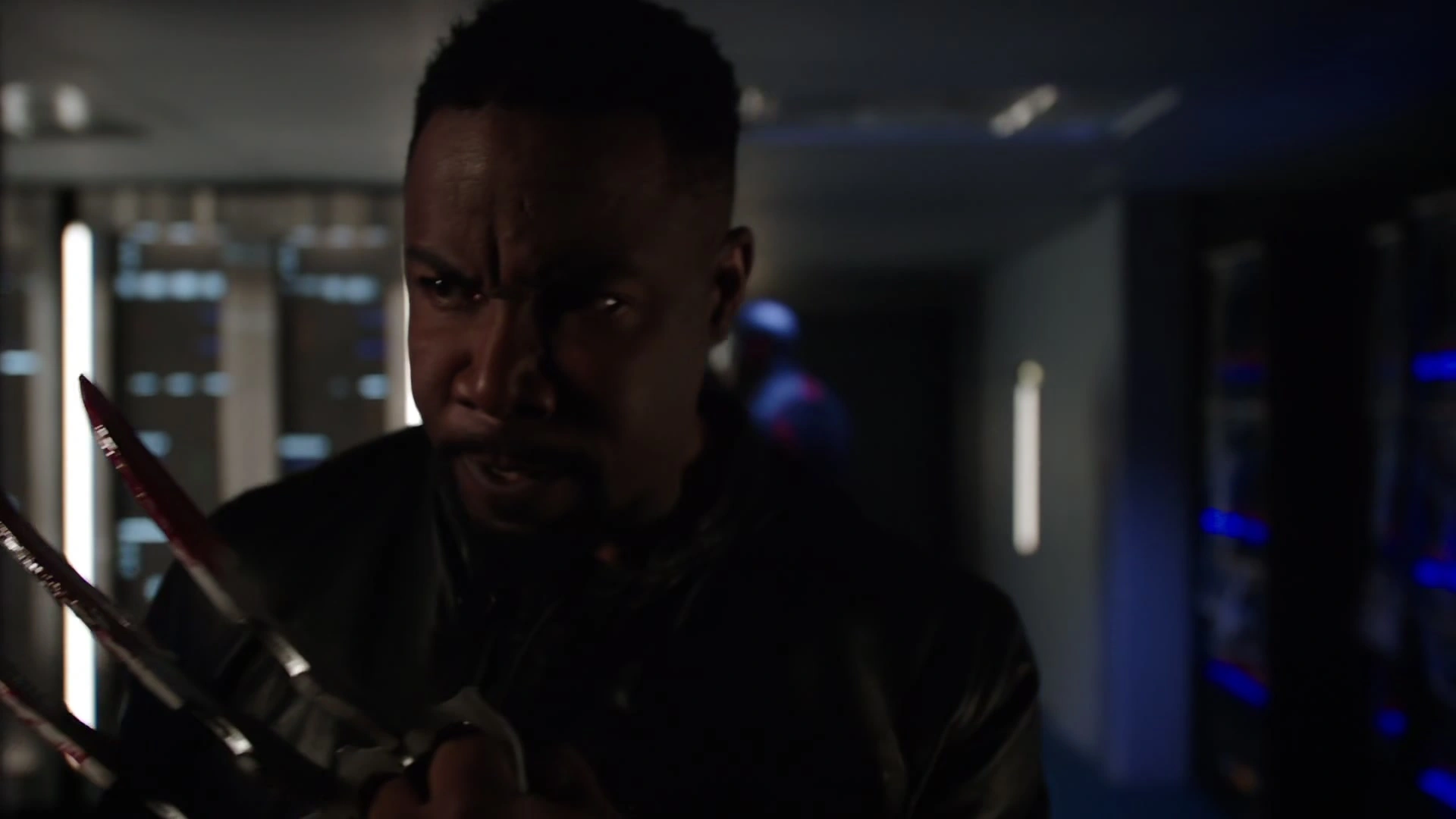 Arrow Season 2 Bronze Tiger