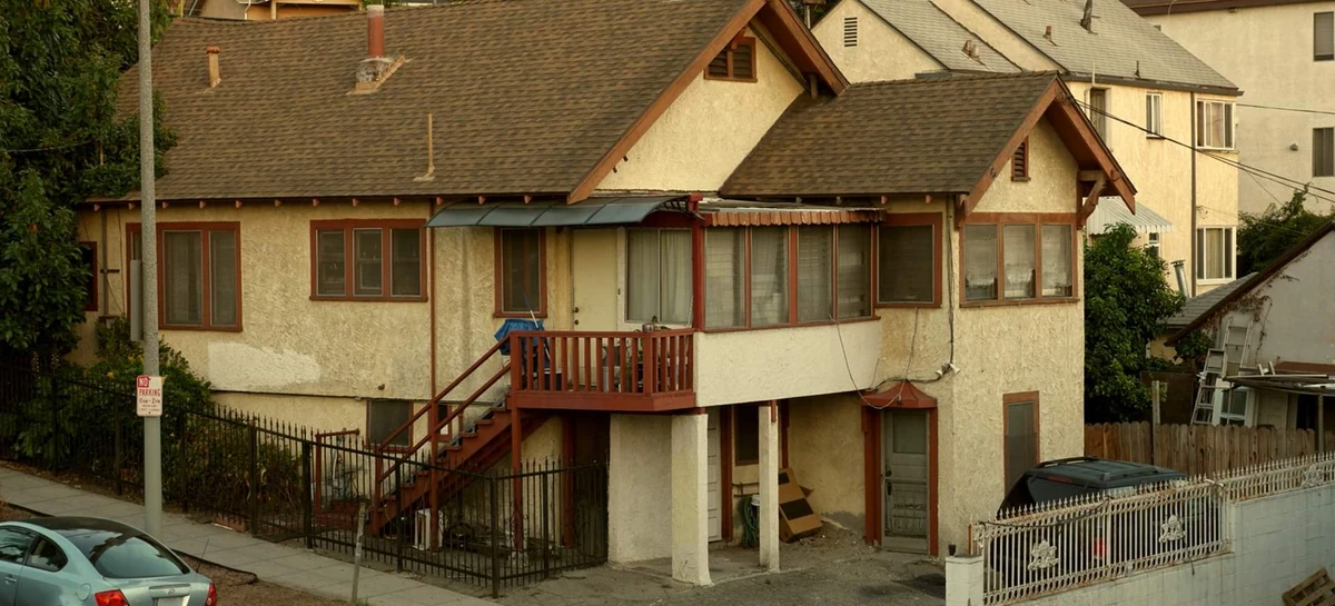 Kyle Cushing's apartment | Arrowverse Wiki | Fandom