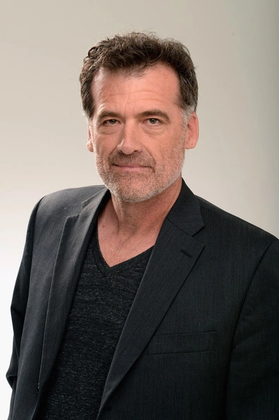 Bruce Thomas | Arrowverse Wiki | Fandom