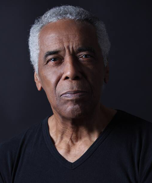 Robert Hooks Arrowverse Wiki Fandom