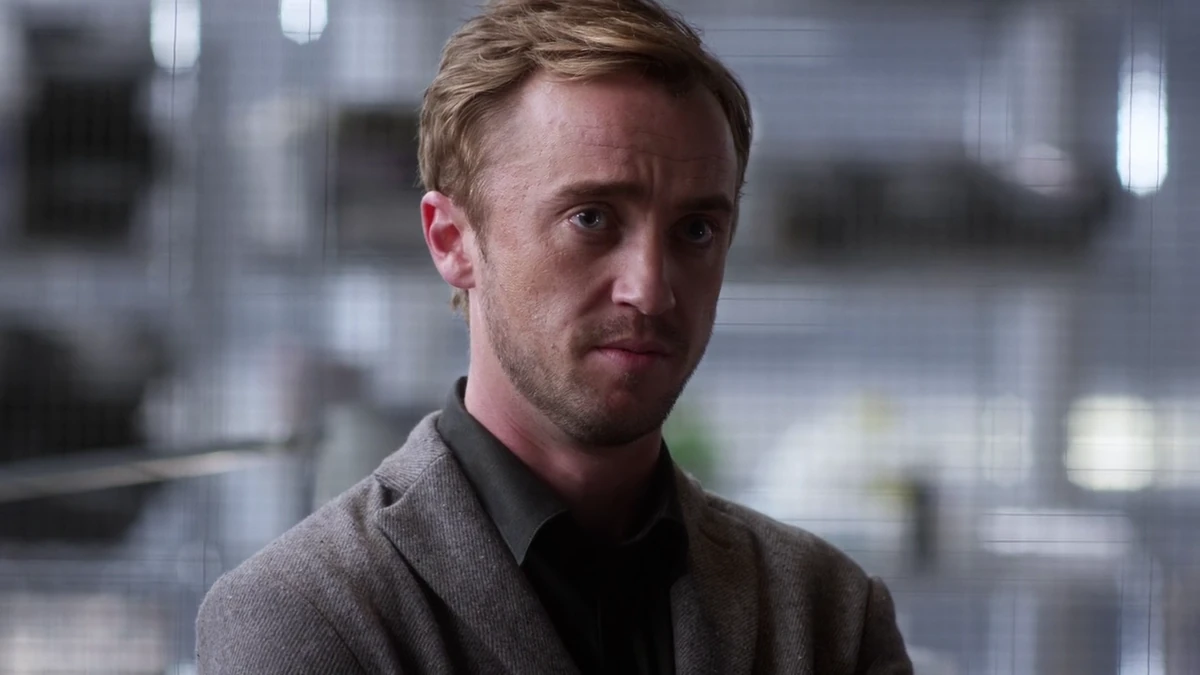 Julian Albert | Arrowwersum | Fandom