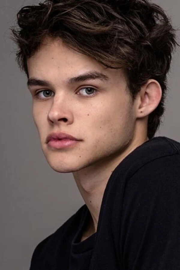 Curran Walters | Wiki Arrowverso | Fandom