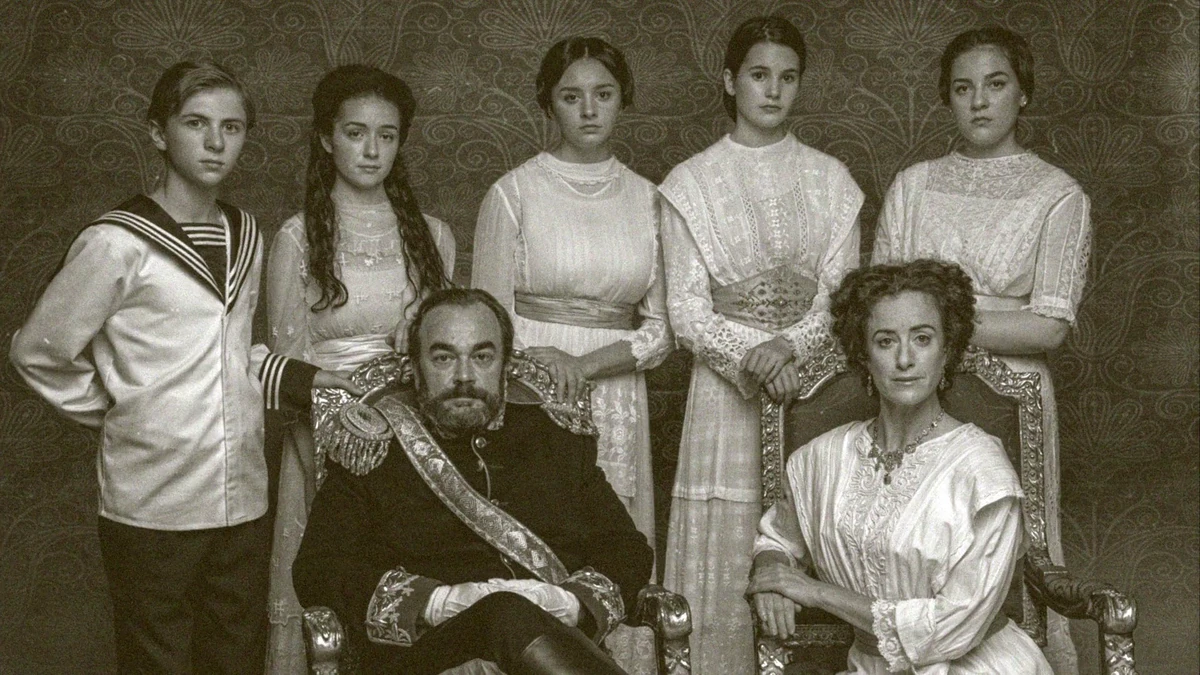 Romanov family | Arrowverse Wiki | Fandom