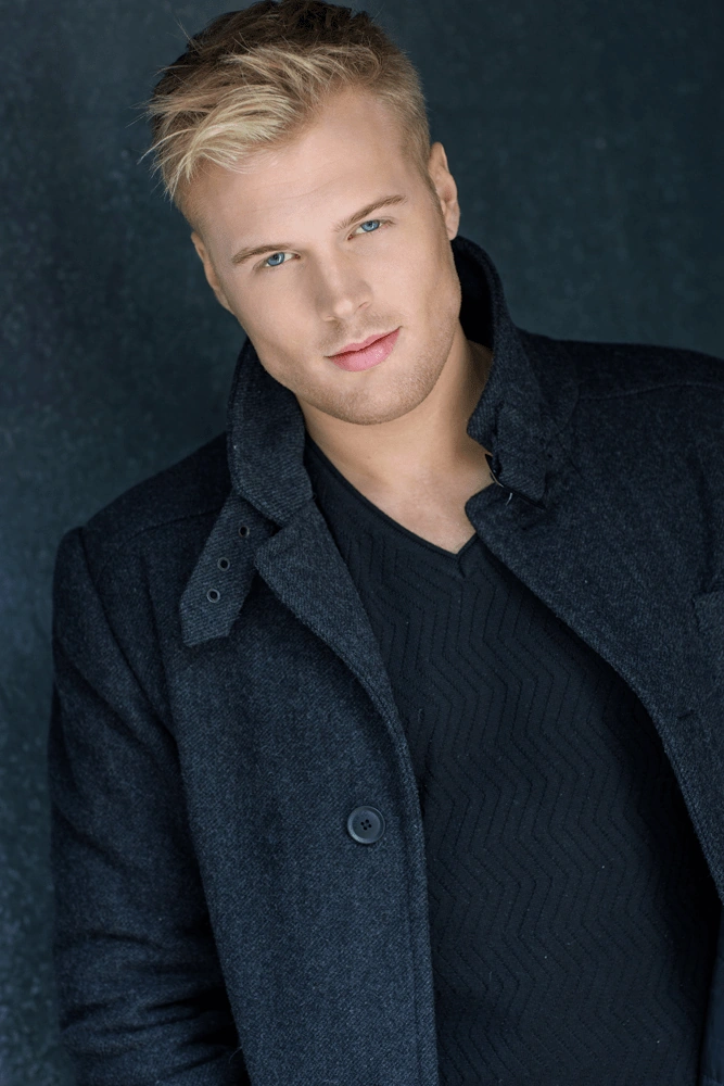 Dustin Lloyd | Arrowverse Wiki | Fandom