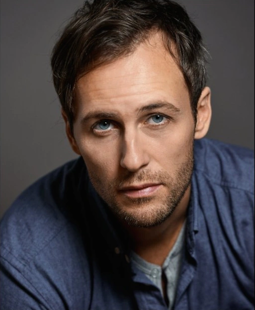 Adrian Glynn McMorran | Arrowverse Wiki | Fandom