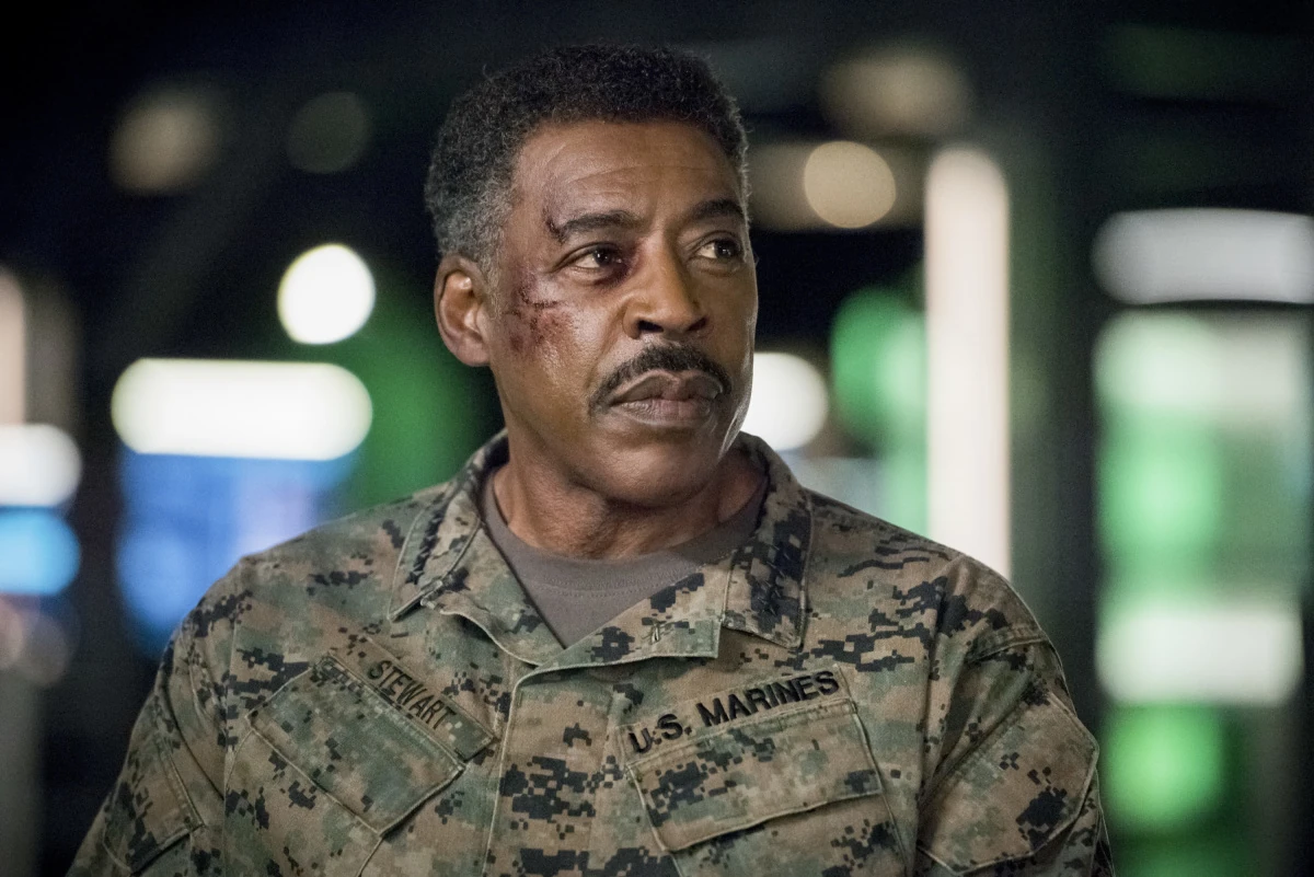 Roy Stewart | Wiki Arrowverso | Fandom