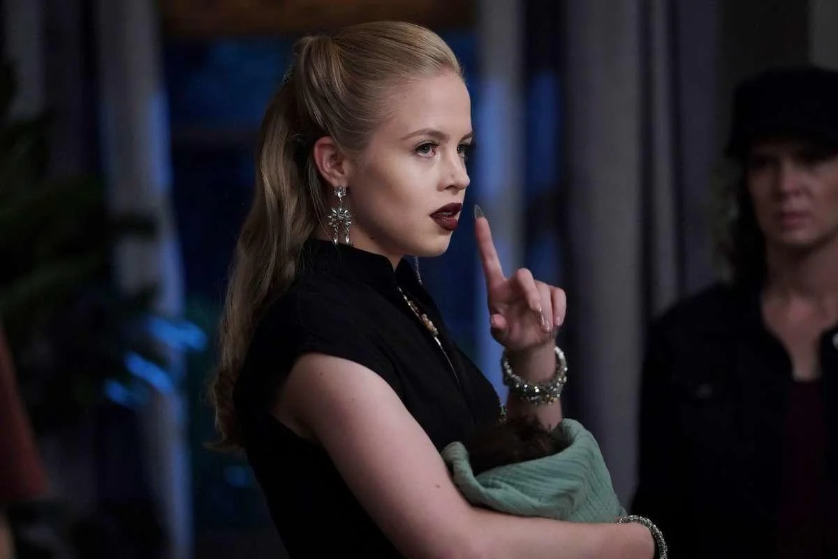 Emily Briggs | Wiki Arrowverso | Fandom