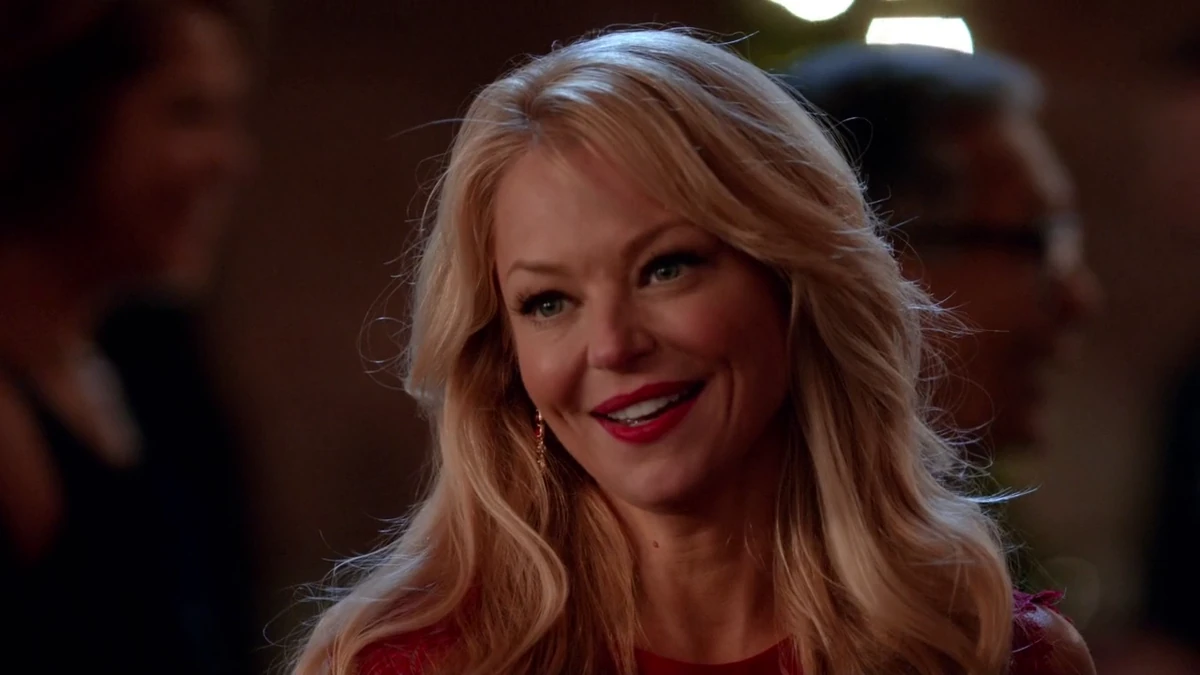 Donna Smoak | Wiki Arrowverso | Fandom
