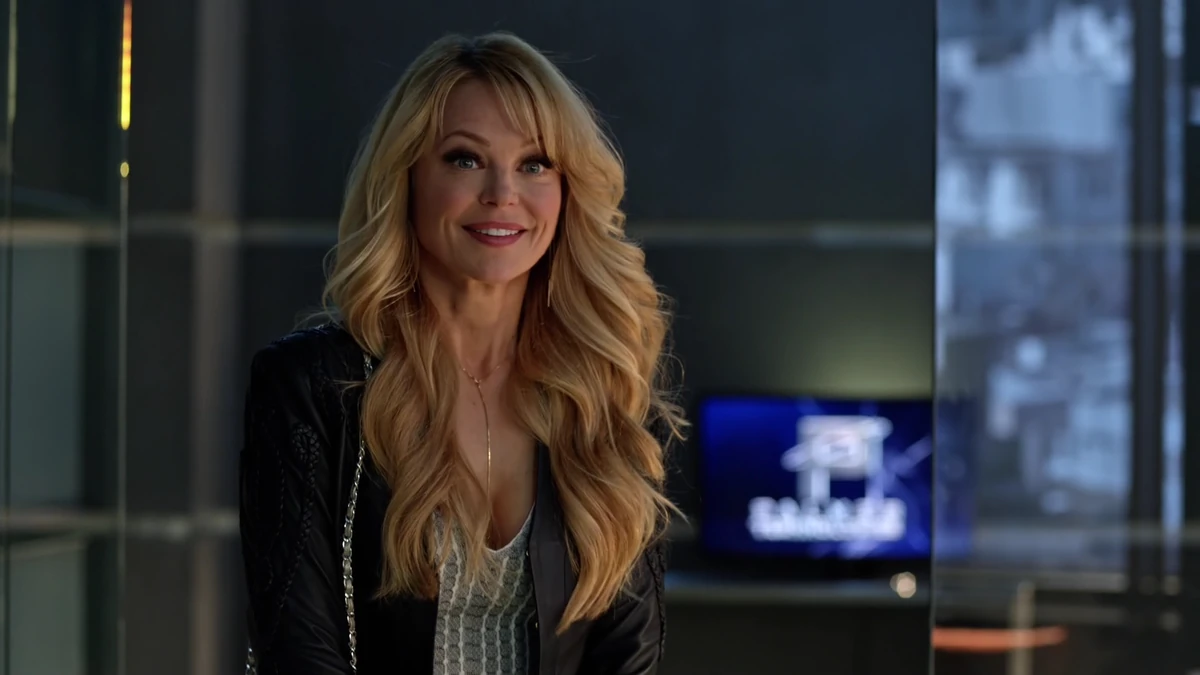 Donna Smoak | Arrowverse Wiki | Fandom