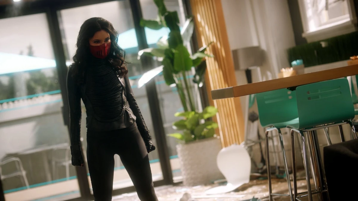 Ultraviolet suit (Earth-Prime) | Arrowverse Wiki | Fandom