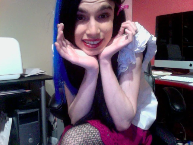 Jennifer Clotz | ARTicTV Wiki | Fandom