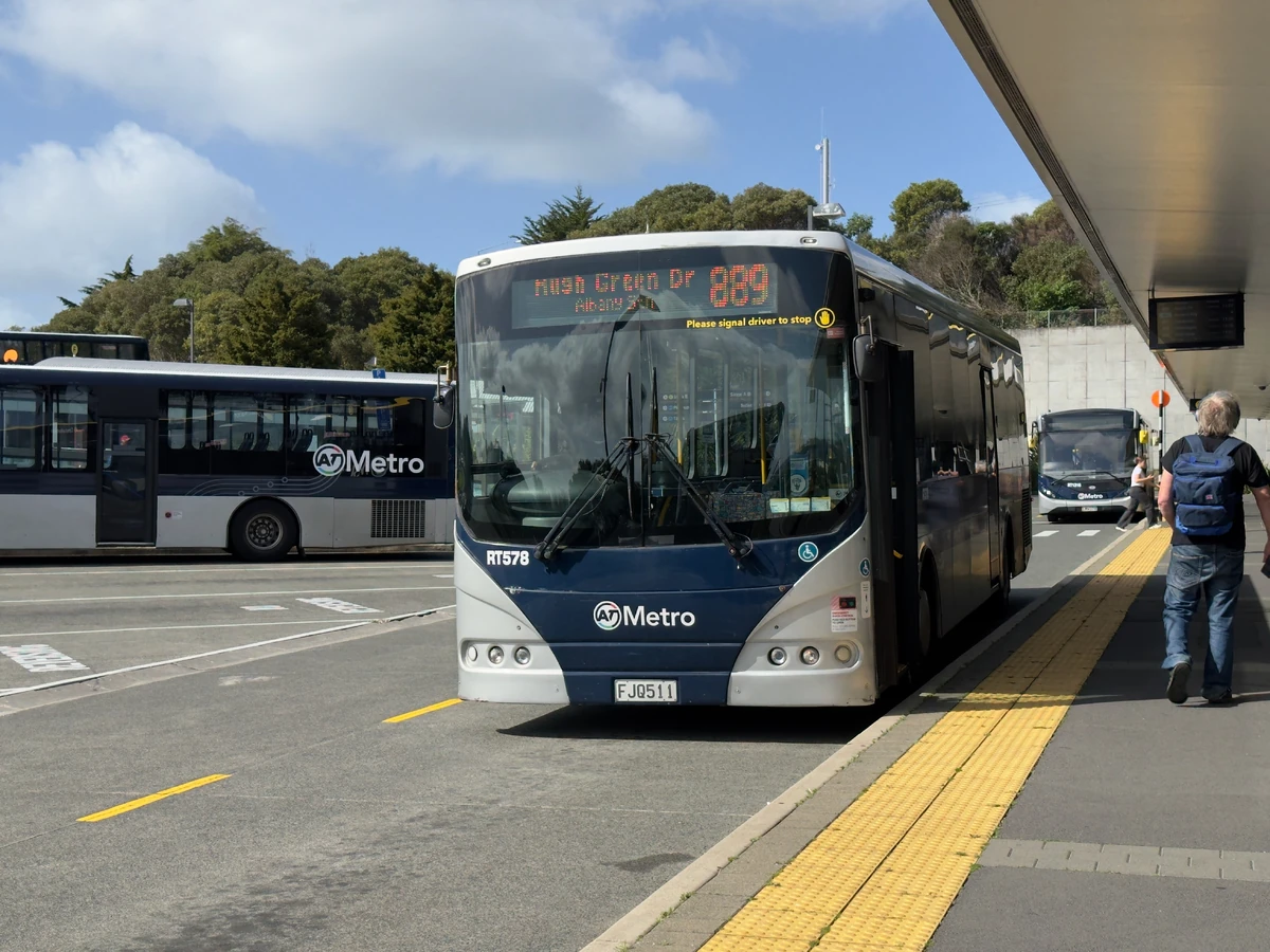 889 | AT Metro Wiki | Fandom