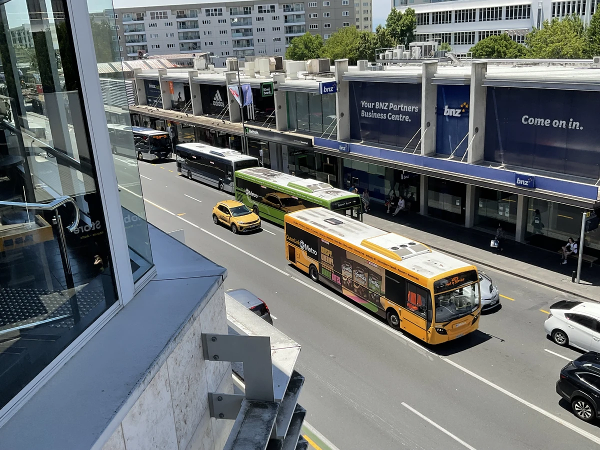 Bus-Spotting Places | AT Metro Wiki | Fandom