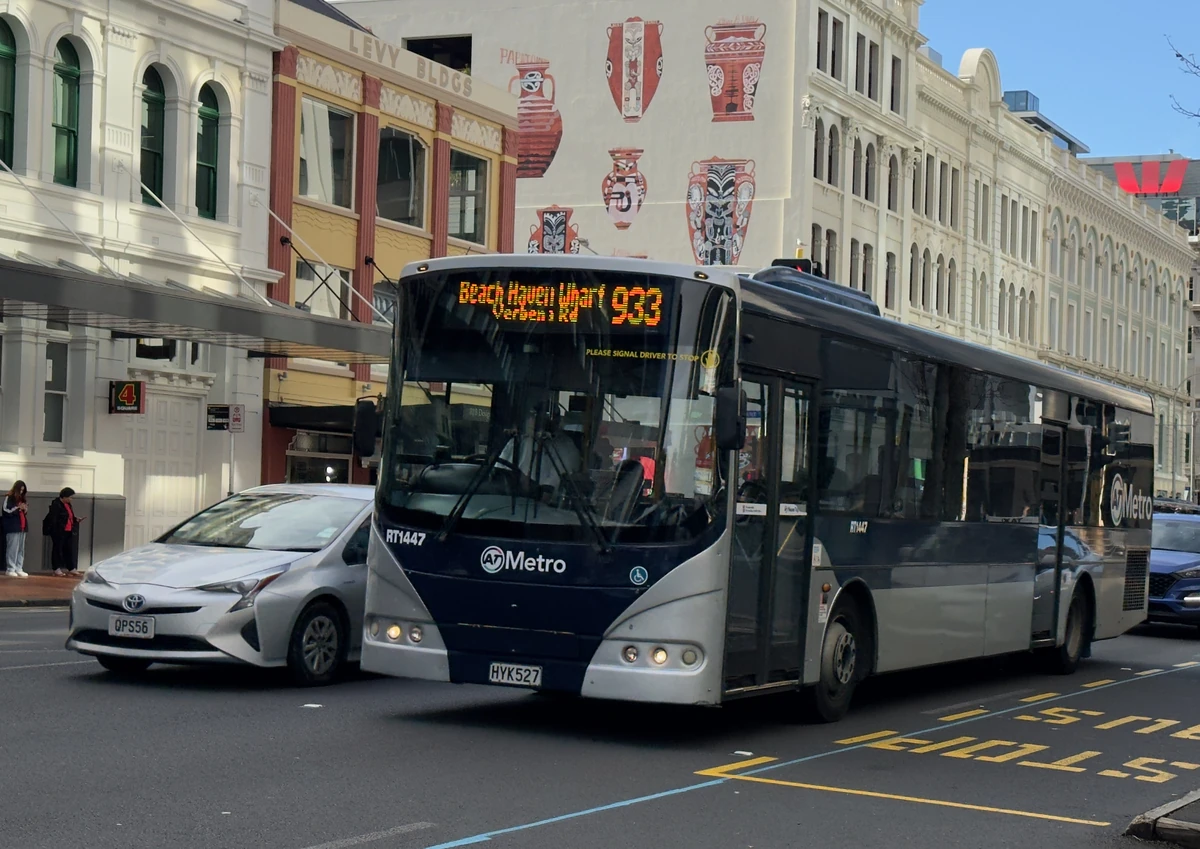 933 | AT Metro Wiki | Fandom