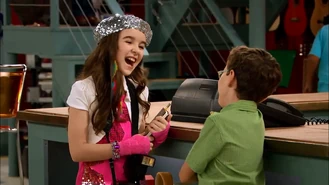 Megan Simms/Gallery | Austin & Ally Wiki | Fandom