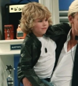 Alex Moon | Austin & Ally Wiki | Fandom