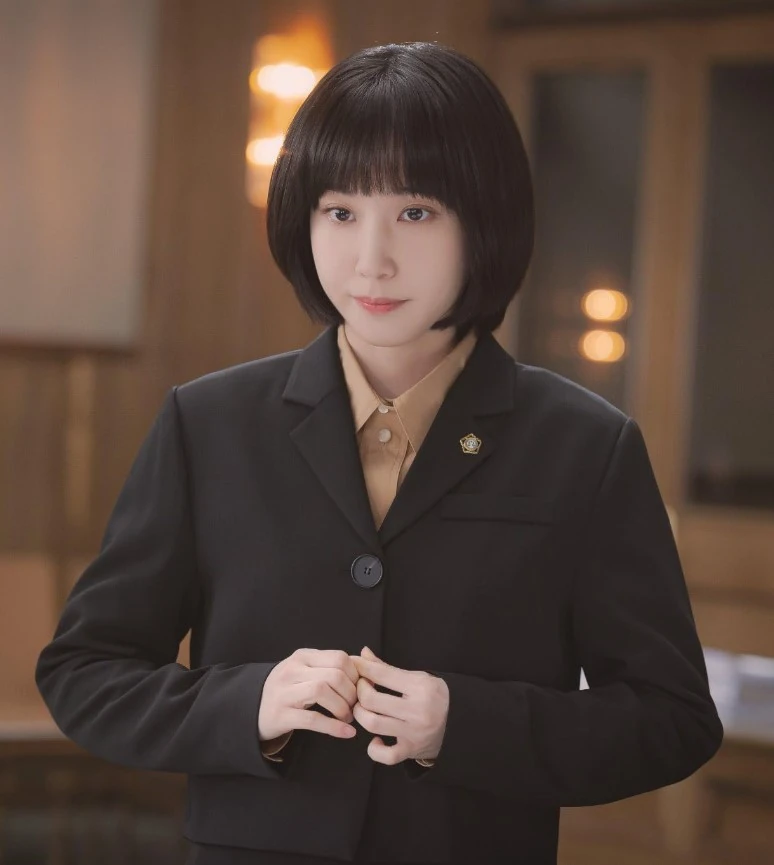 Woo Young-woo | Autistic Characters Wiki | Fandom