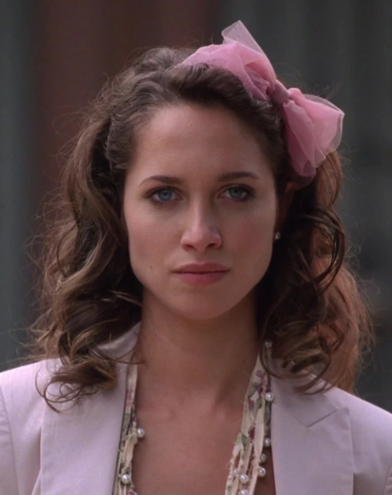 Maiara Walsh | Film and Television Wikia | Fandom