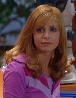Scooby Doo 2002 Daphne Fanpop
