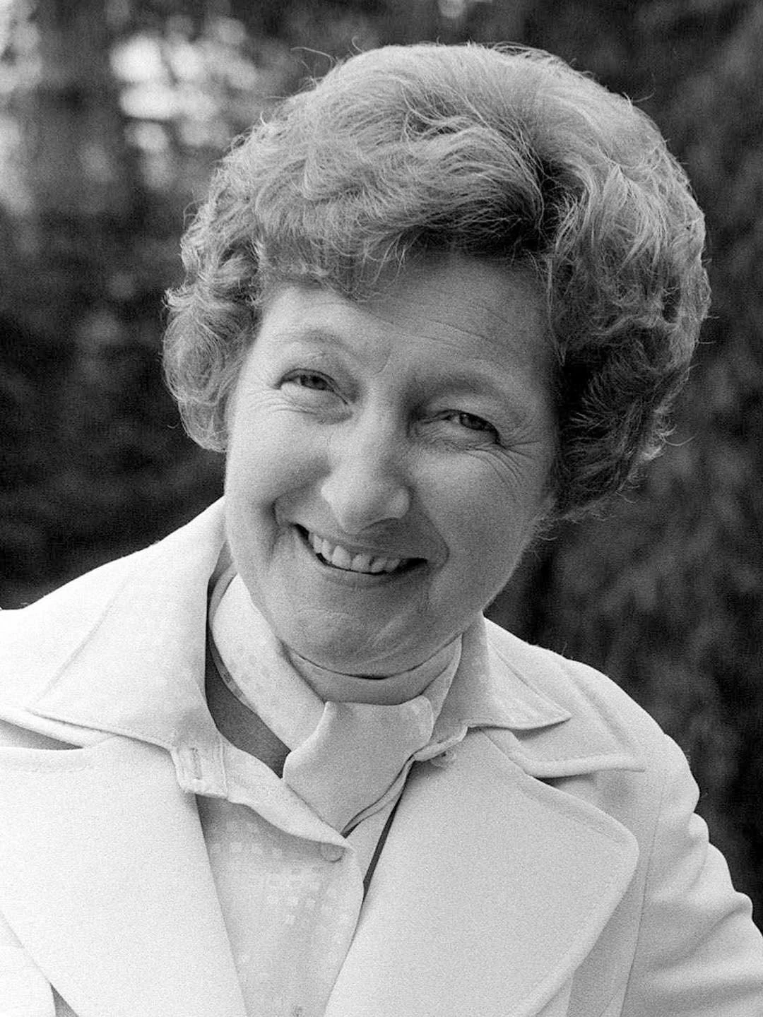 Pat Coombs | Film and Television Wikia | Fandom