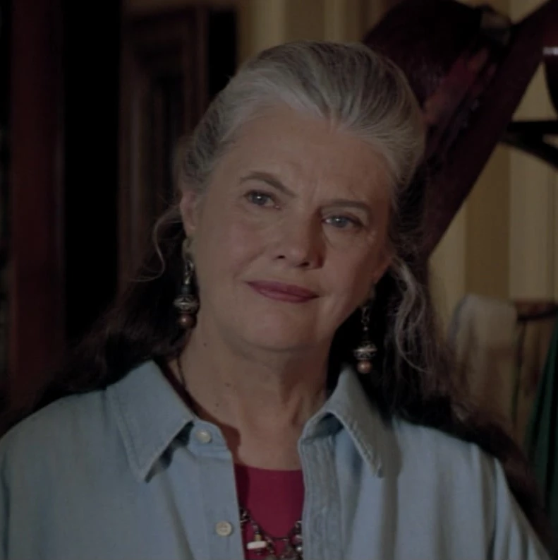 Lois Smith | Film and Television Wikia | Fandom